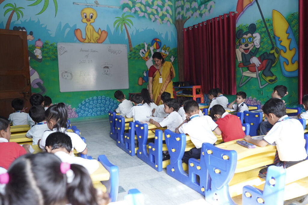 Class Rooms – Oxford IPS